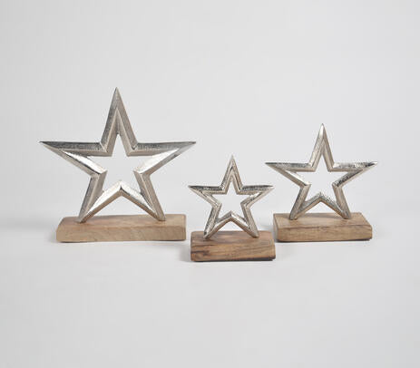 Iron Stars With Light Burnt Wooden Base (Set of 3) – India Bazaar Home